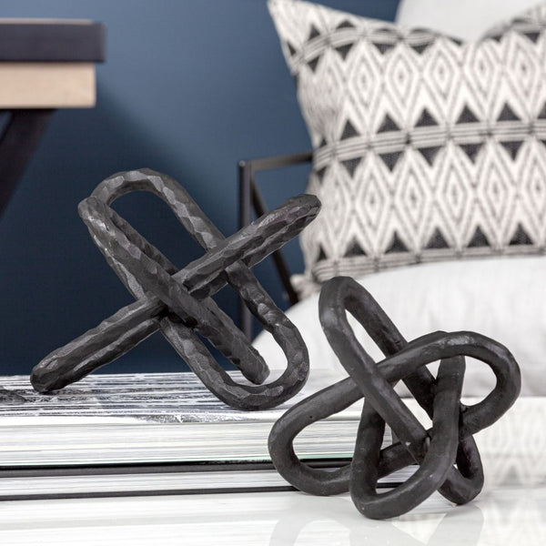 Wilhelm Industrial Black Metal Link Decor Object - Stylish 10L x 10W A ...
