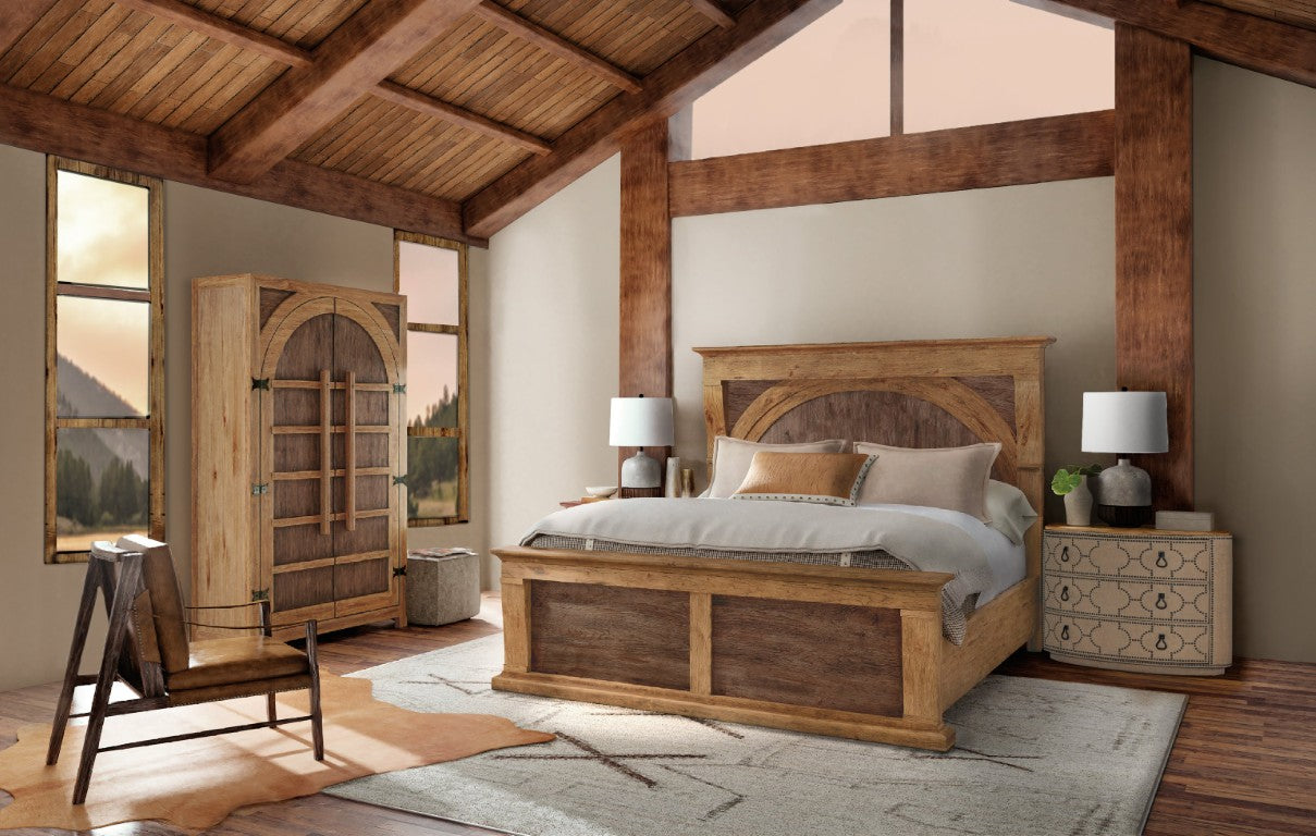 Big Sky King Corbel Bedstead With Pecky Hickory Veneers, Vintage Natur